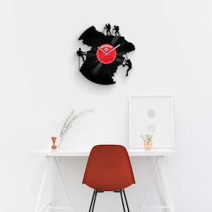 Rock Climbing Men Vinyl Record Wall Clock Art for Climber - Man Cave ...