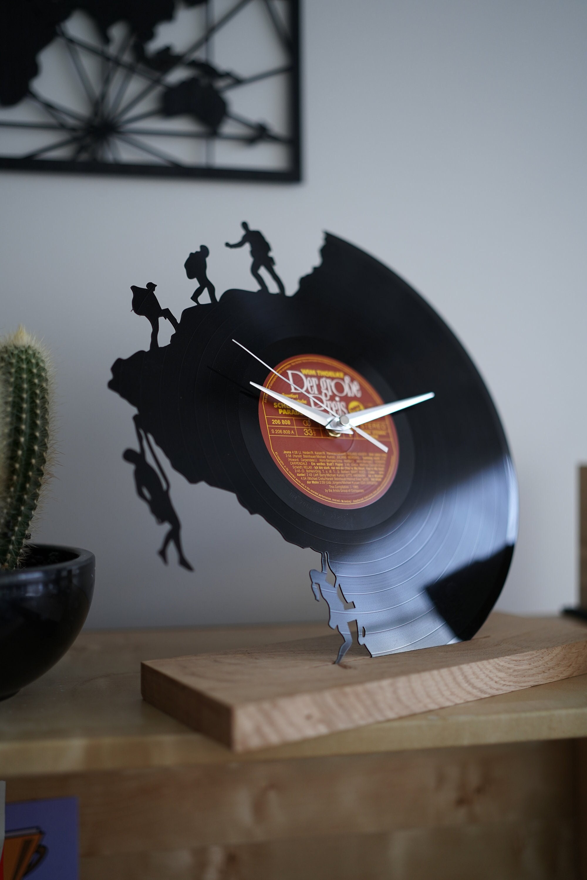 Climbing Men Vinyl Clock Climber Gift for Him Adventurer Wall Art for ...