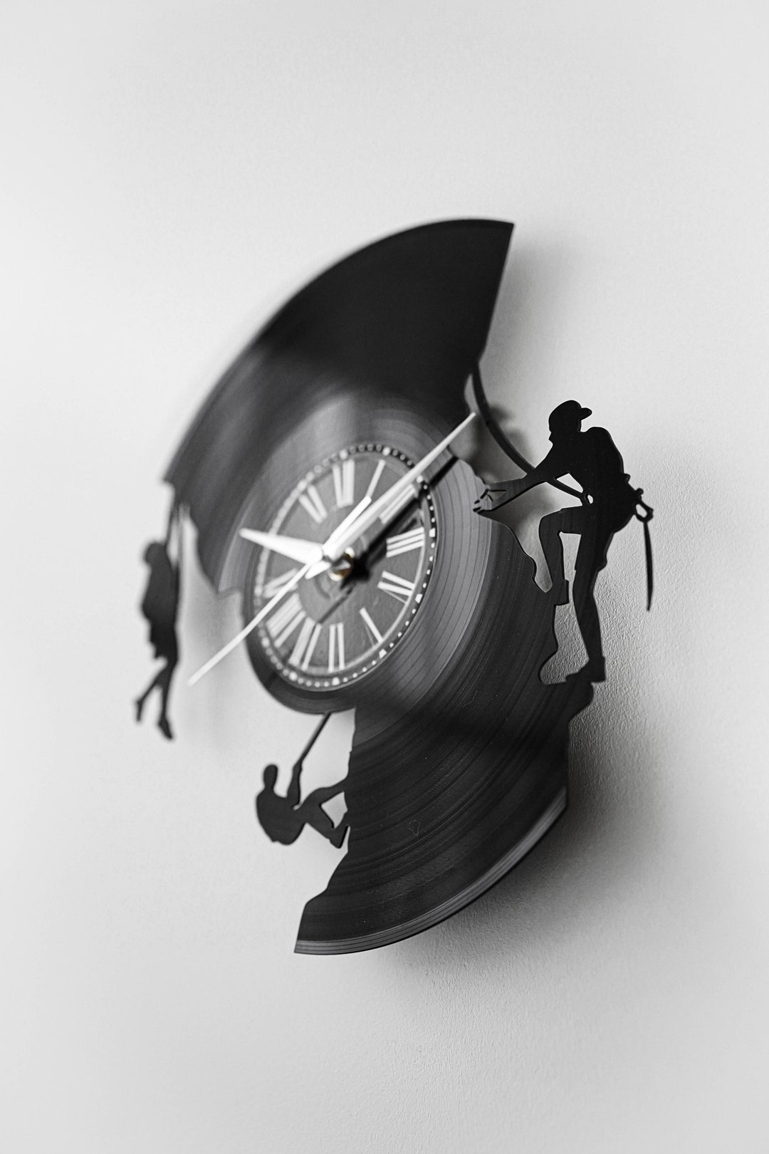 Vinyl Wall Clock Gift for Climber, Trail Blazers , Hiking Men Christmas ...