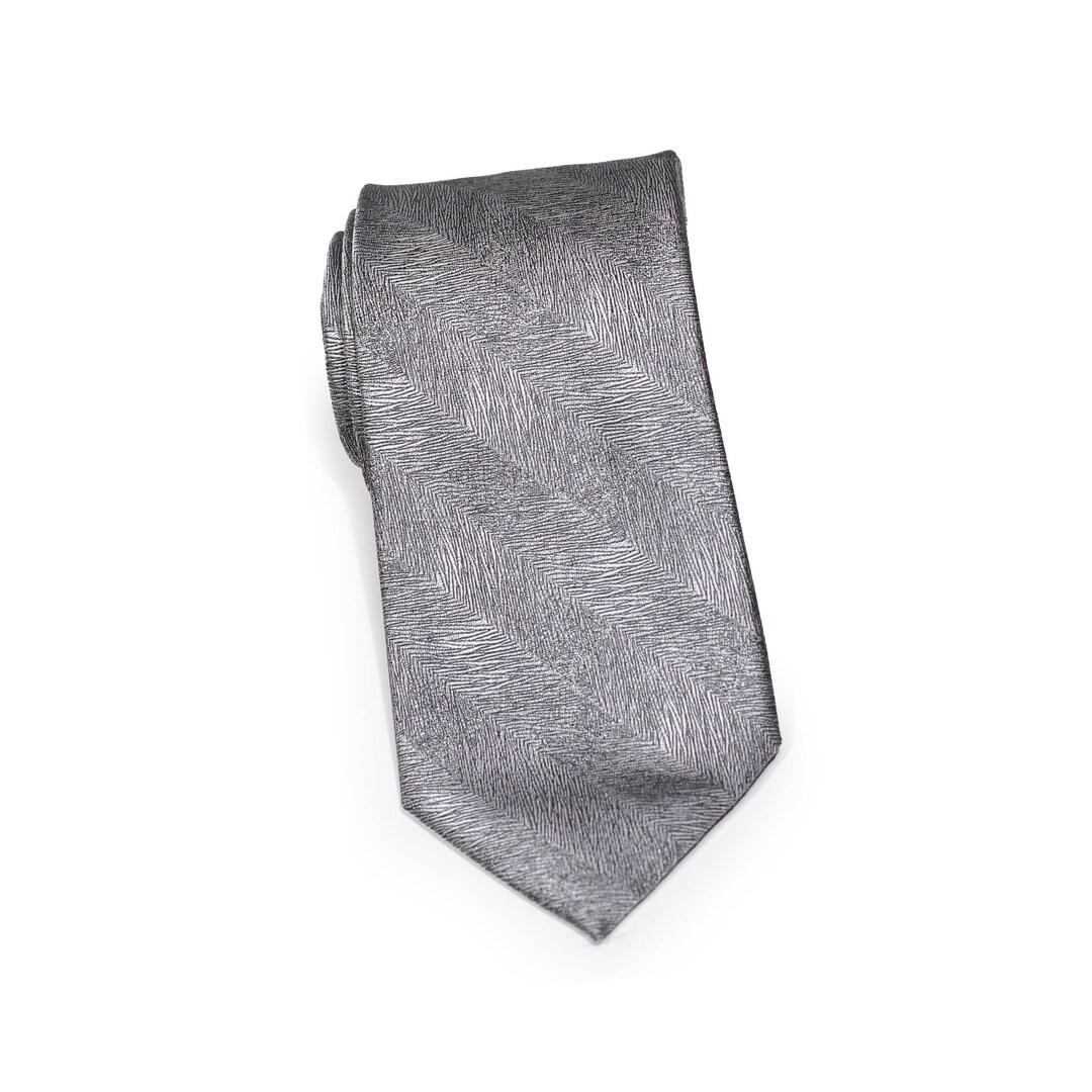Woodgrain Texture Tie in Graphite Gray - Modern Graphite Gray Mens ...