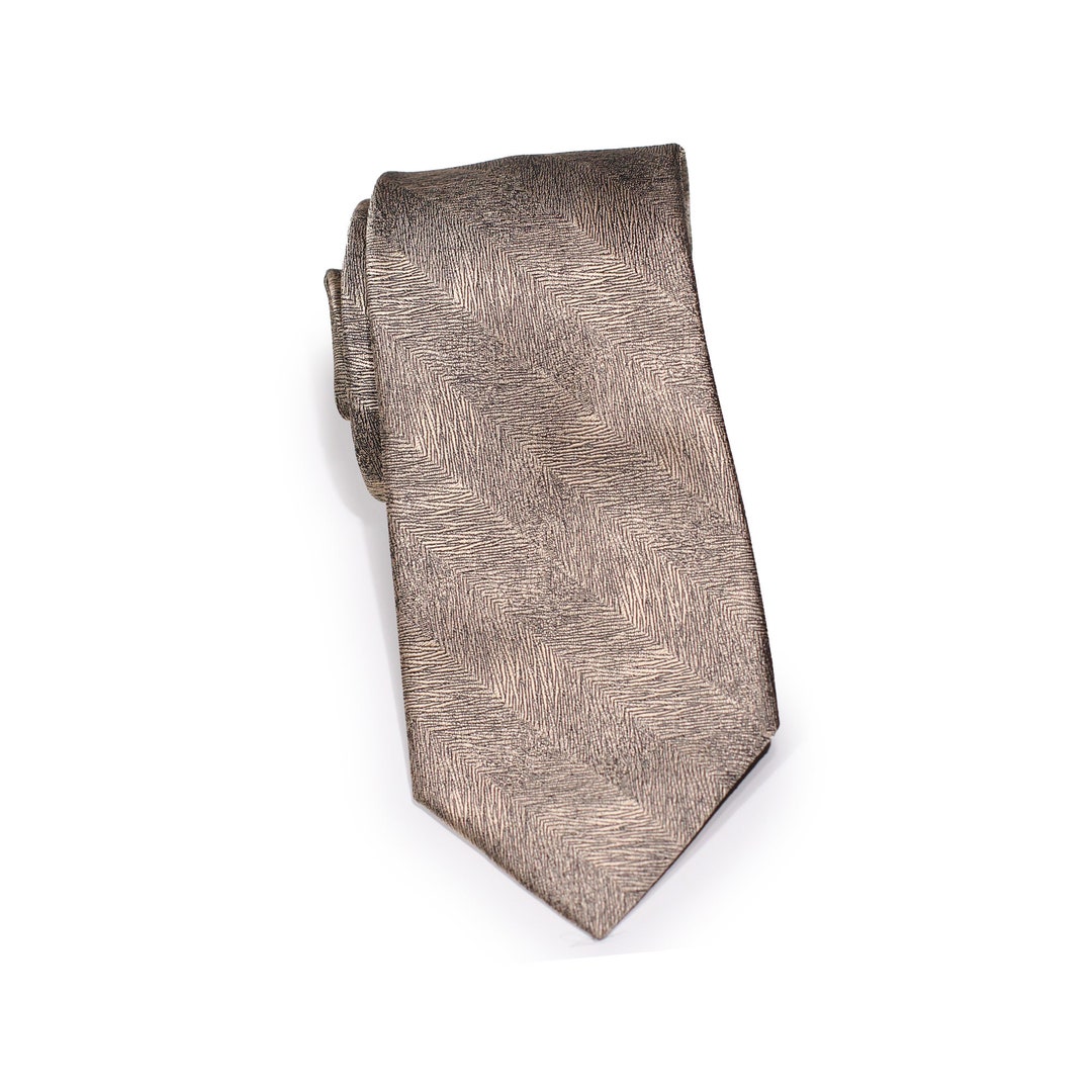 Woodgrain Texture Tie in Bronze Gold - Modern Bronze Gold Mens Wedding ...