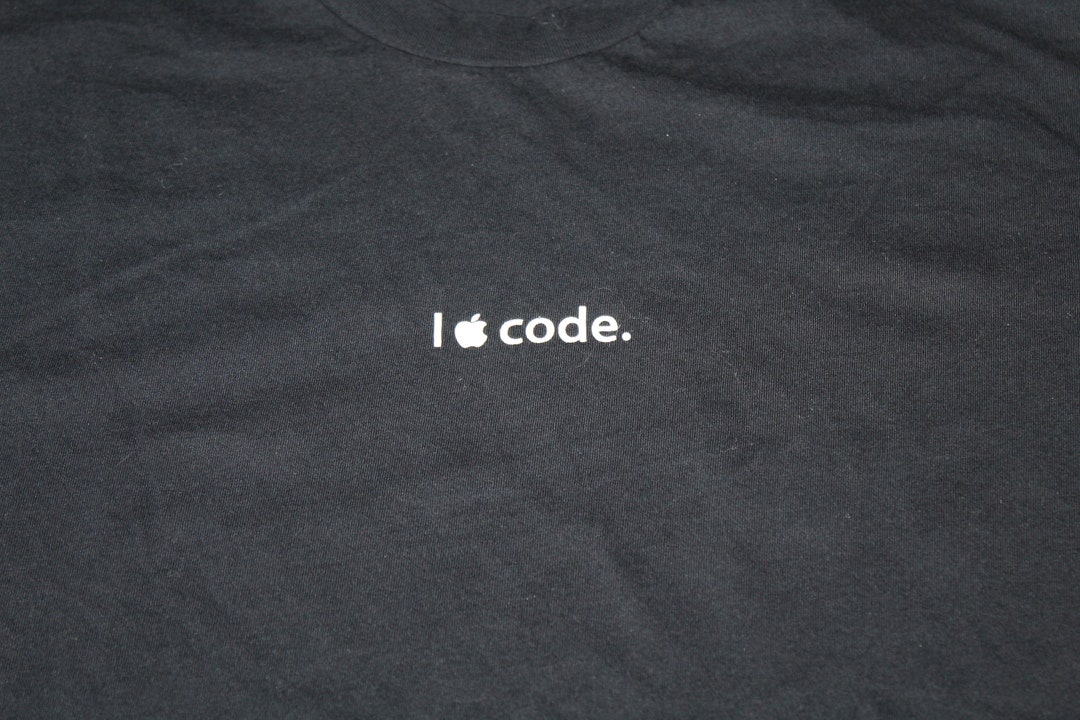 Apple i Code Black T Shirt XL - Etsy Canada