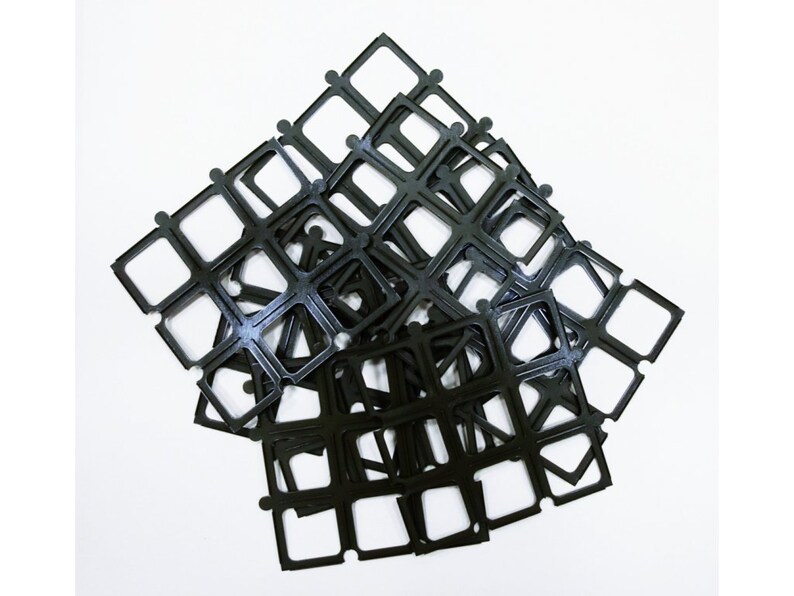 Plastic Grid for Plates 3x3 (16 Pcs) - Etsy