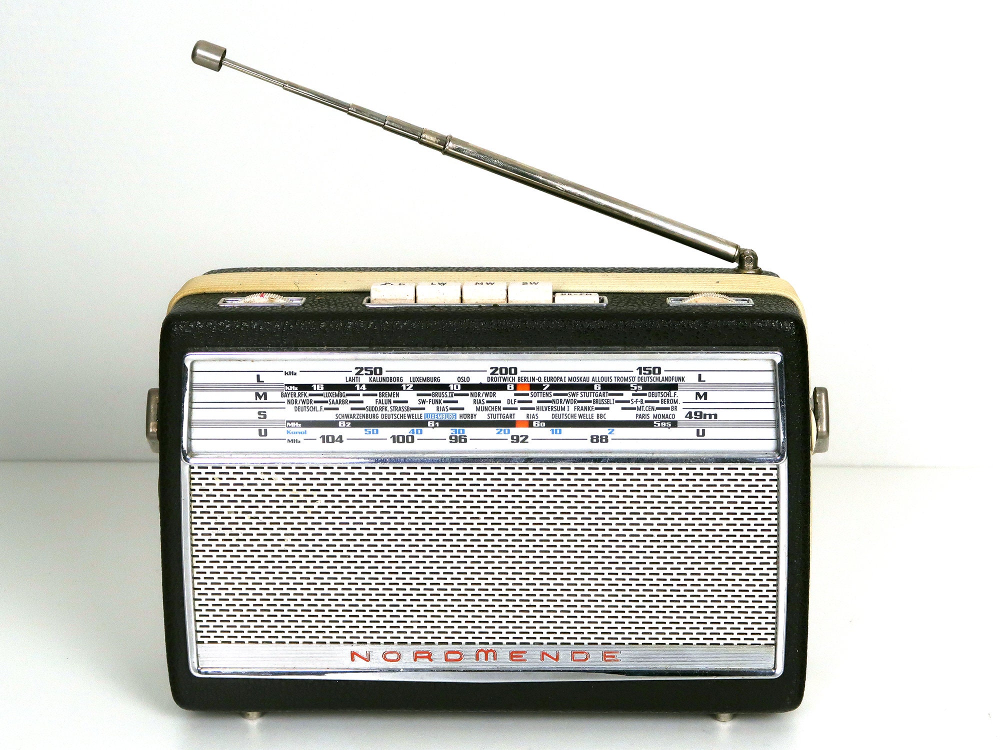 Vintage 1960's Nordmende Transita Spezial Transistor Radio Rare Late ...