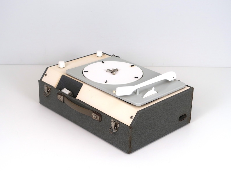 BRAUN PC3 SV Turntable With Amplifier Dieter Rams and W. Wagenfeld Good ...