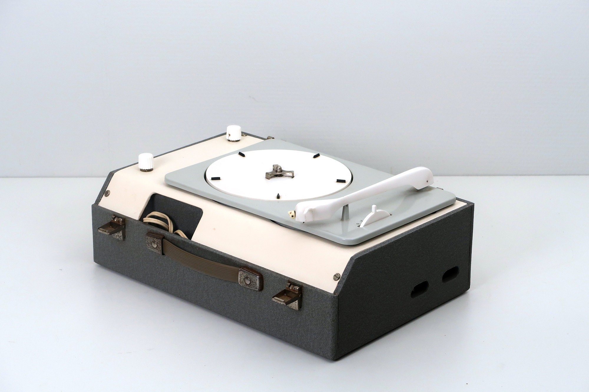 BRAUN PC3 SV Turntable With Amplifier Dieter Rams and W. Wagenfeld Good ...