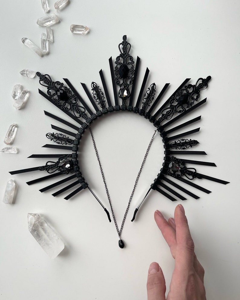 Gothic Halo Crown, Black Dark Fairy Headpiece, Woodland Witch Tiara ...