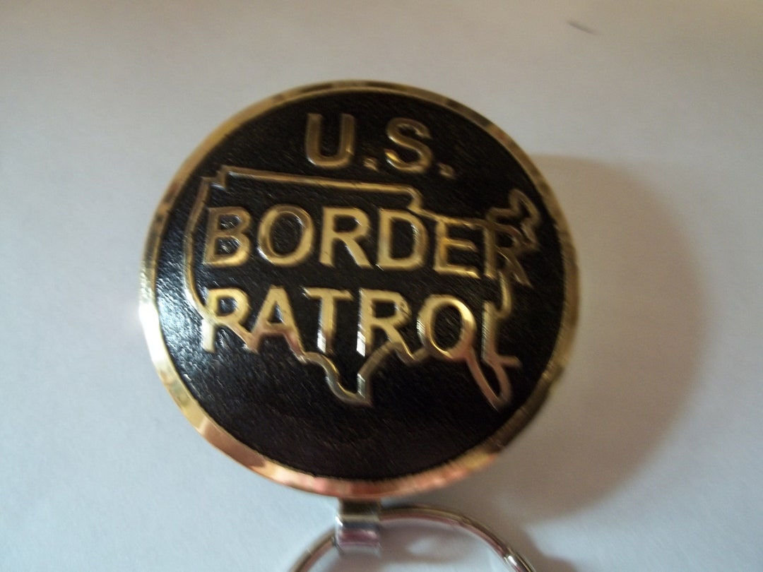 419 420 US BORDER PATROL Key Rings, Gold Over Burnished Black, Gold Rim ...