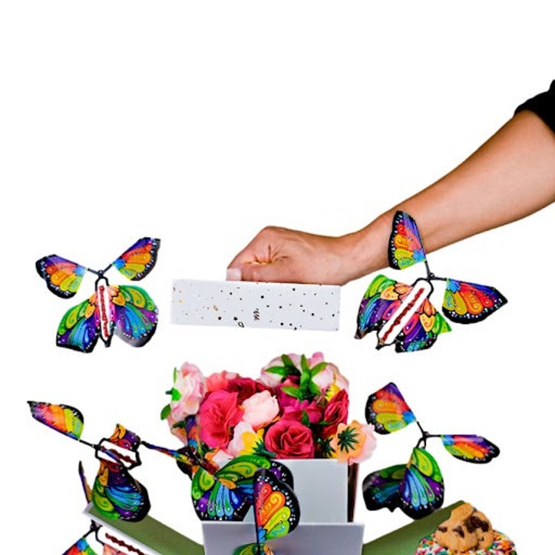 Surprise Exploding Gift Boxes - 60+ Gift Ideas for 2025