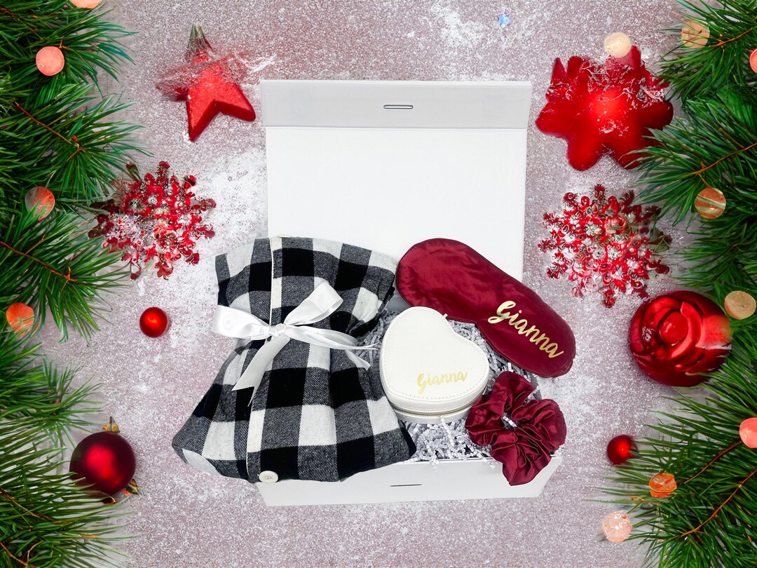 Merry Christmas Gift Box, Flannel Shirt Christmas Box Set, Bridesmaid ...