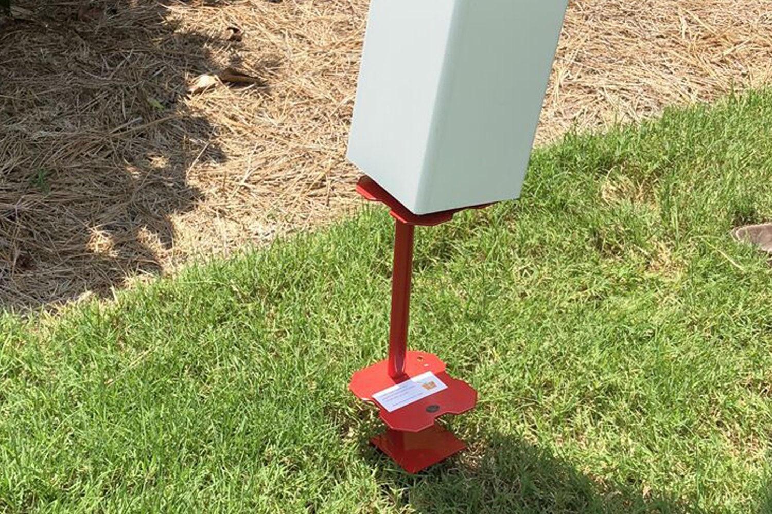 White Address Post With Black Customized Street Numbers 32 | Etsy