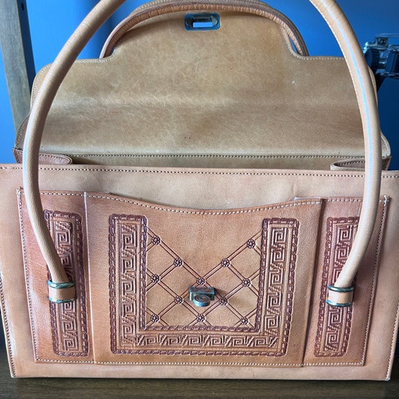 Gorgeous 1970s Hand Tooled Mexican Leather Purse by A… - Gem
