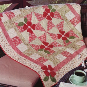 Table Top Quilts - Book 2 *table Toppers, Runners & Placemats Pattern ...