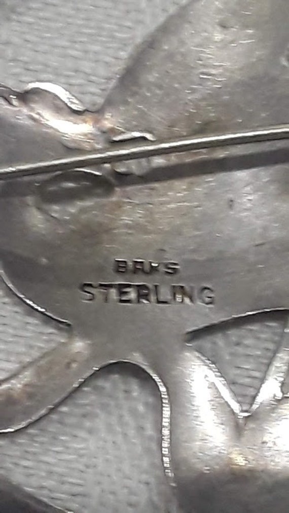 SiLVER Bird pin - Gem