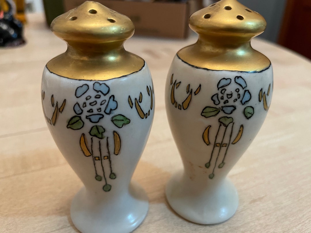 Art Deco Salt and Pepper Shakers - Etsy