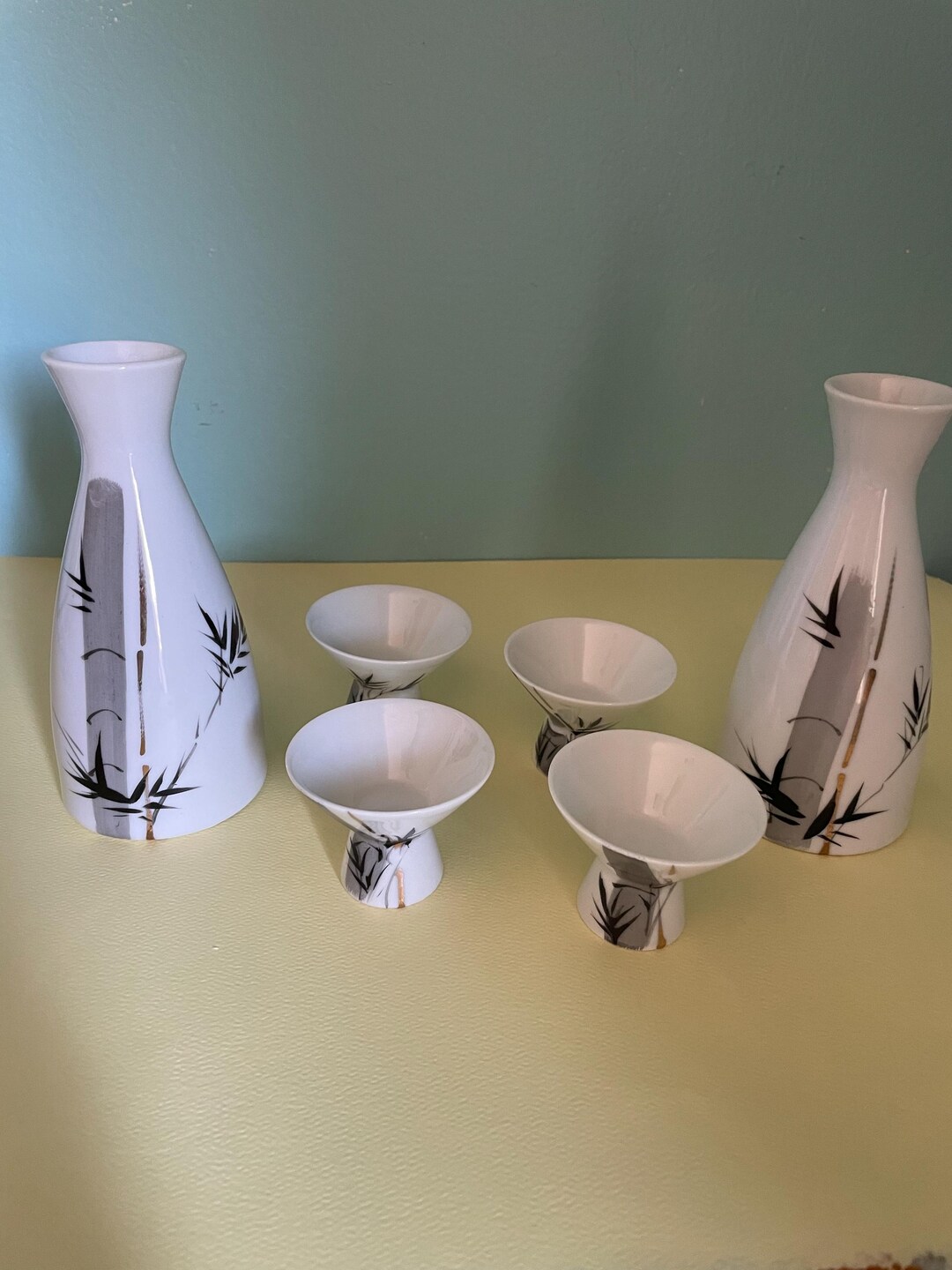 Vintage Saki Set - Etsy