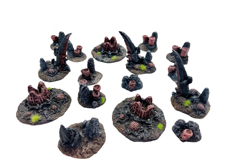 Warhammer Tyranid Army/battlefield Capillary Towers Small and Brood ...