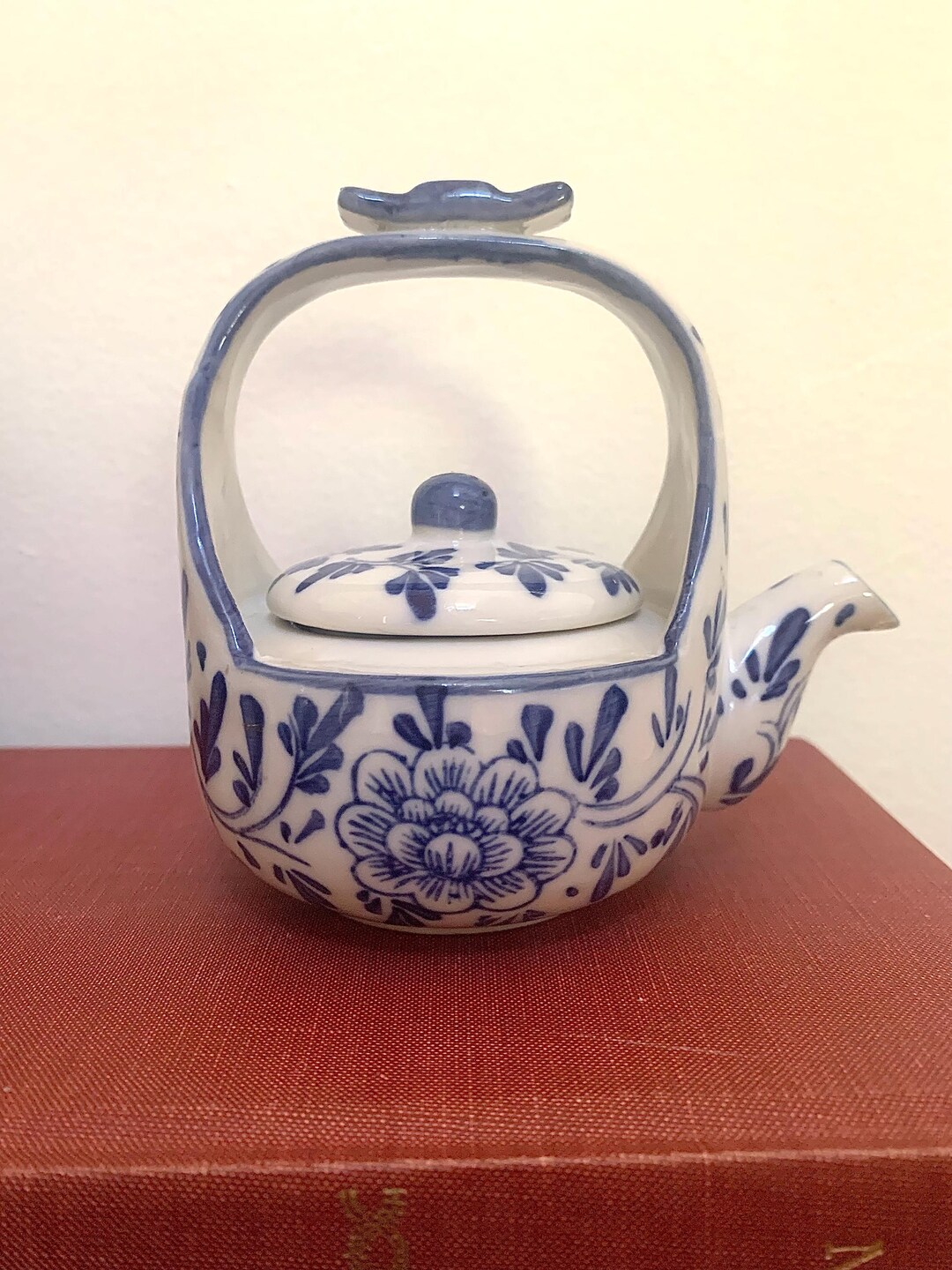 Vintage Blue & White Floral Teapot | Delft Style Cottagecore Decor - Etsy
