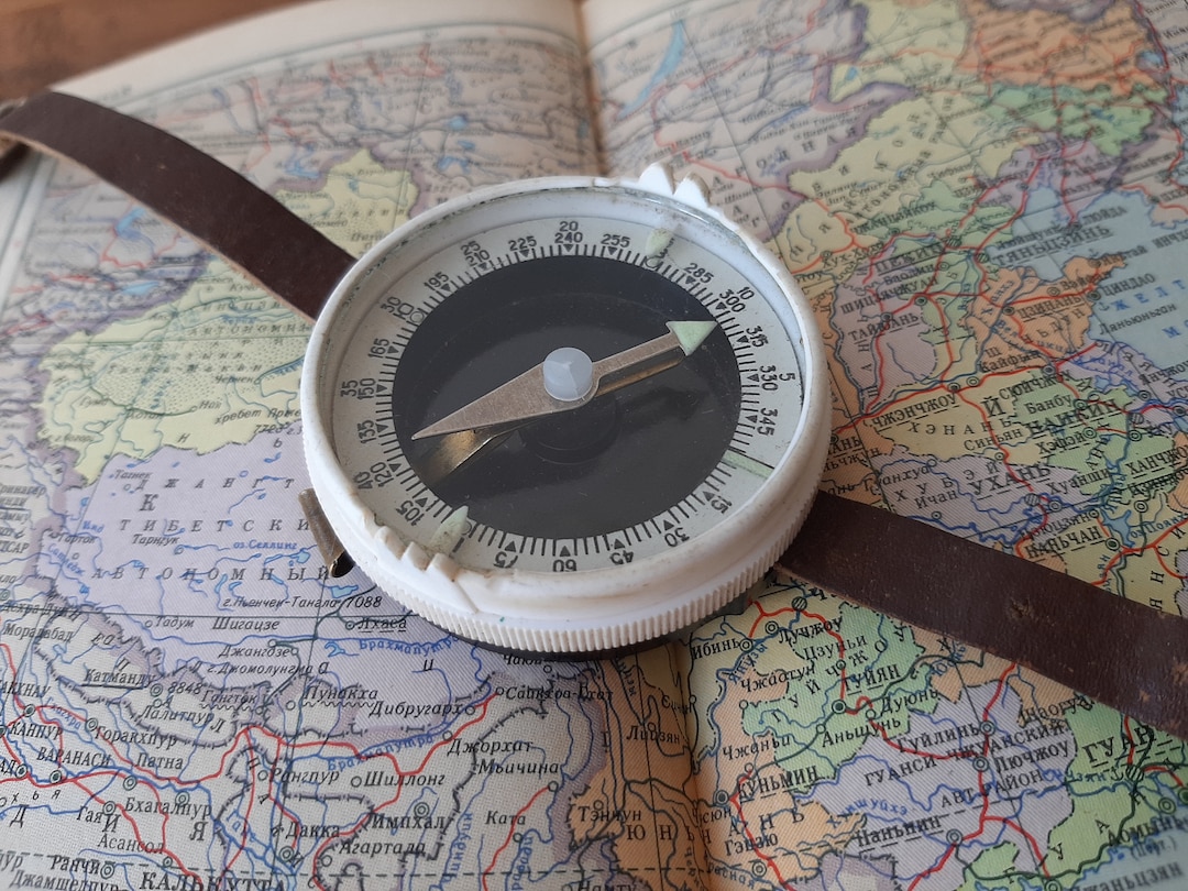 Retro Vintage Tourist Compass - Original Soviet Compass - Collectable Rustic Gift - Vintage ...