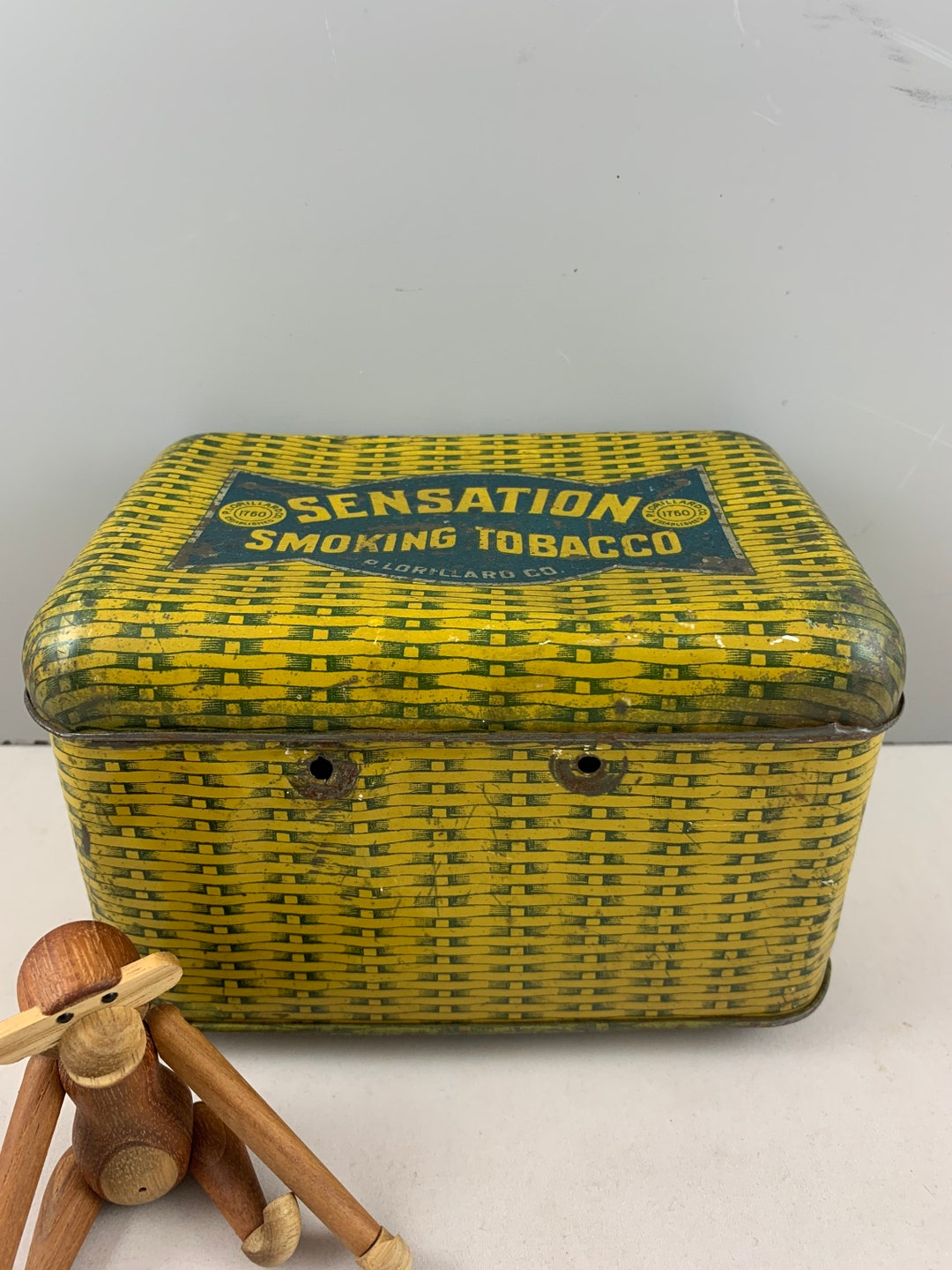 Tobacco Tin From the USA, 1940s Tobacco, Sensation Smoking Yellow ...