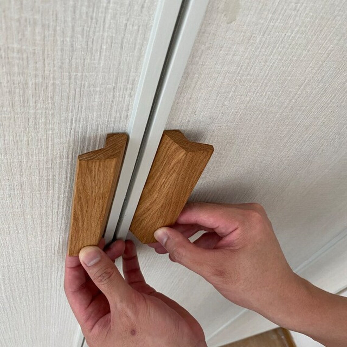 Rustic Bar Handles, Solid Wood Pulls for Wardrobes, Cabinet, Dressers ...