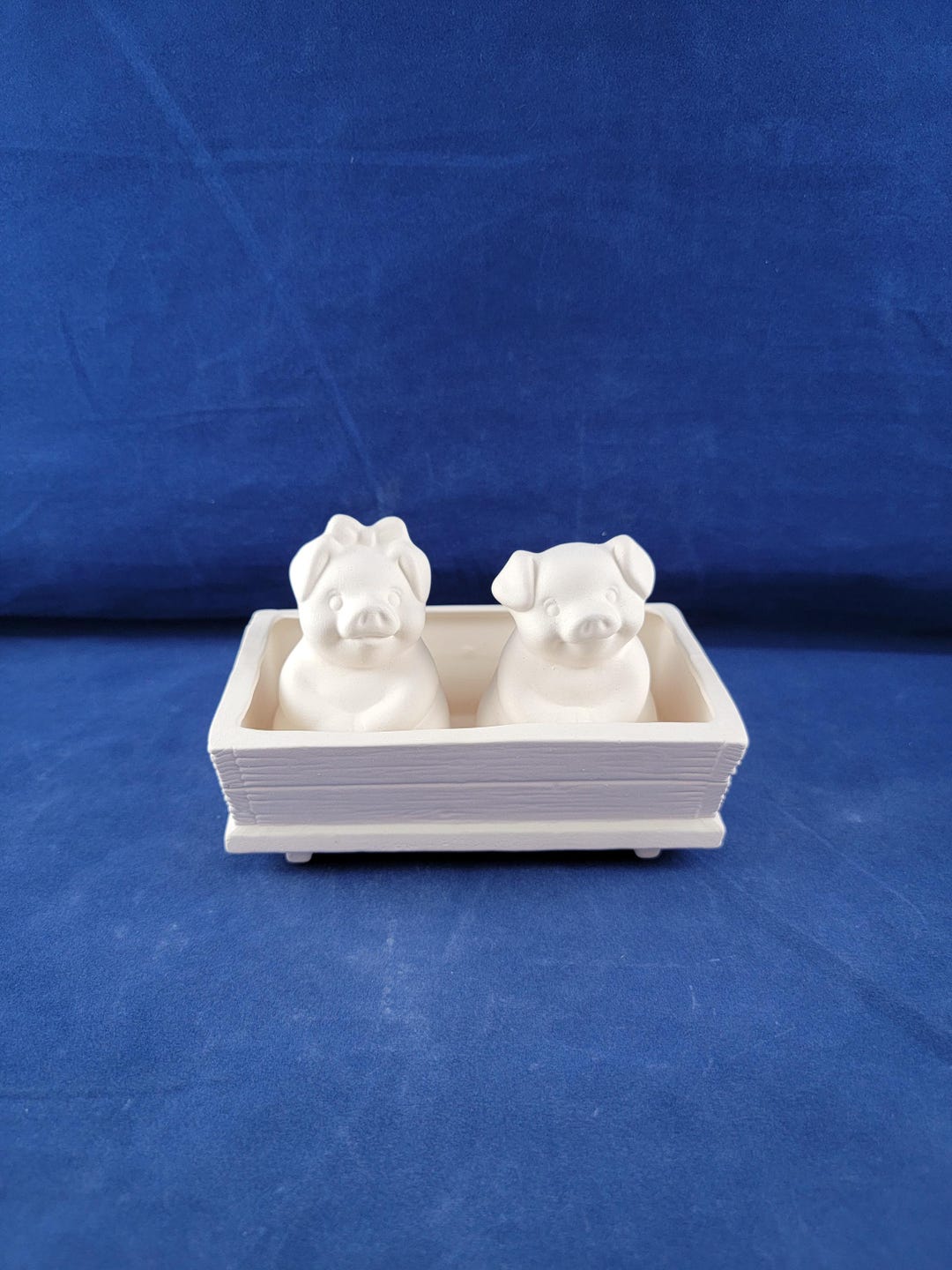 Ceramic Pigs, Ceramic Pigs in Trough, Mr. and Mrs. Pig Figurines, Cute ...