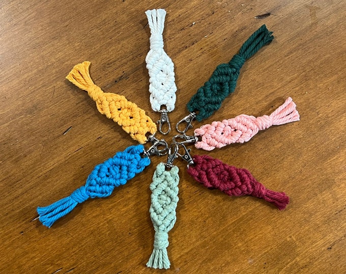 Personalized Macrame Keychain, Christmas Gifts for Her, Bulk Gifts - Etsy