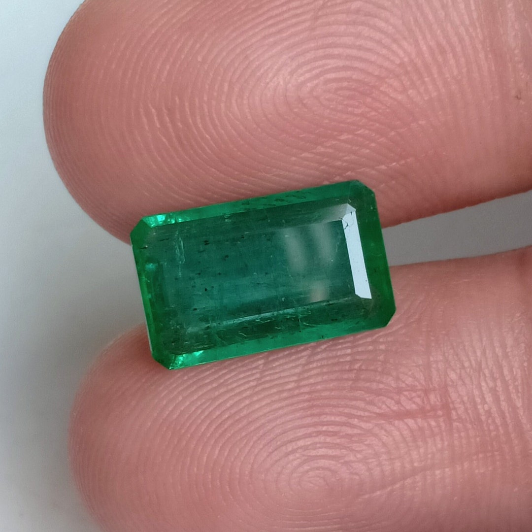 Vivid Green Emerald, Expensive Green Emerald, Halloween Sale Emerald ...