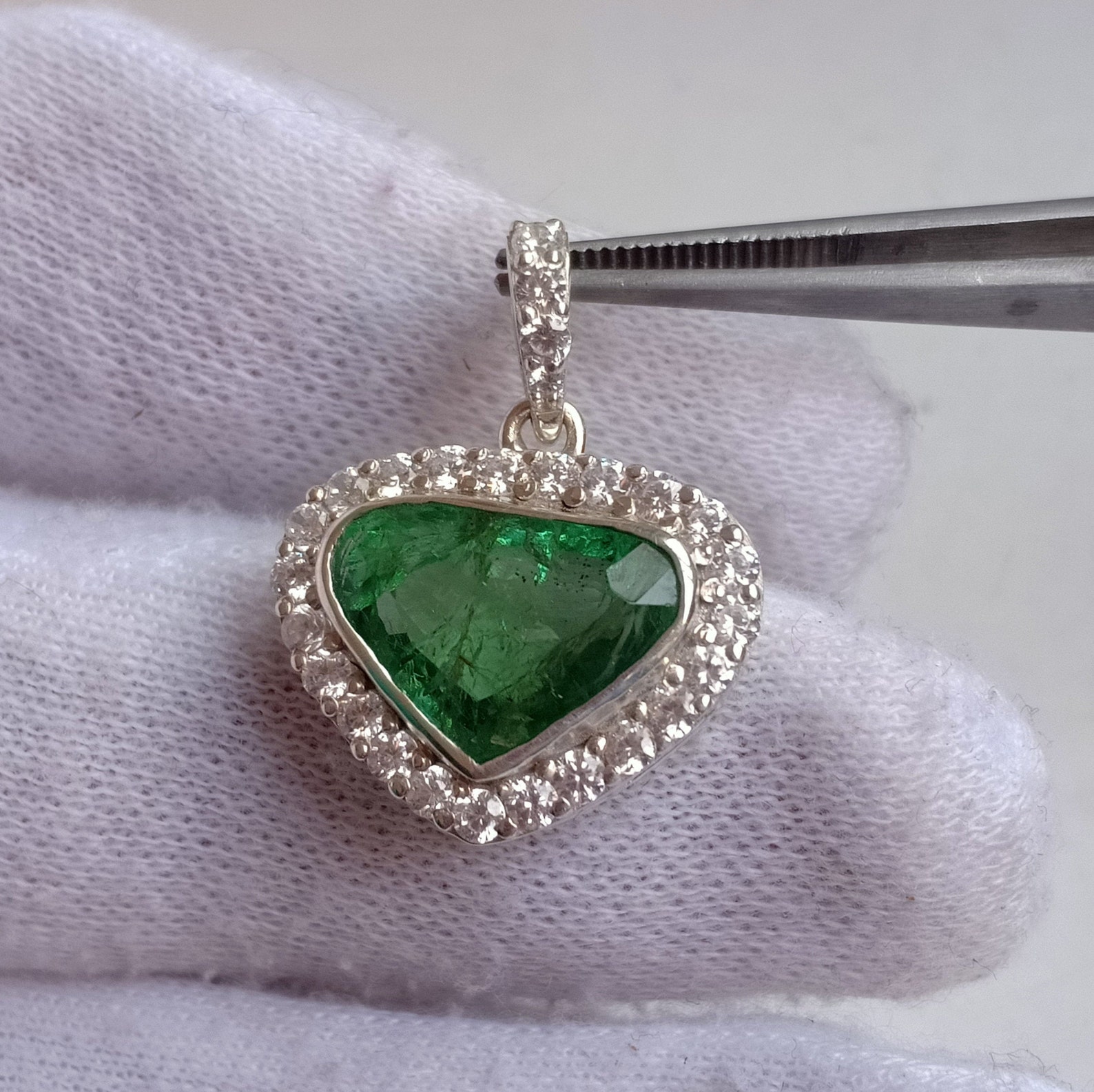 925 Sterling silver Emerald Heart Shape pendant Top Emerald | Etsy