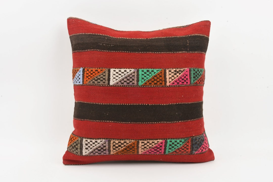 Handmade Red Kilim Pillow Cover: Vintage Turkish Throw Pillow (20x20 ...