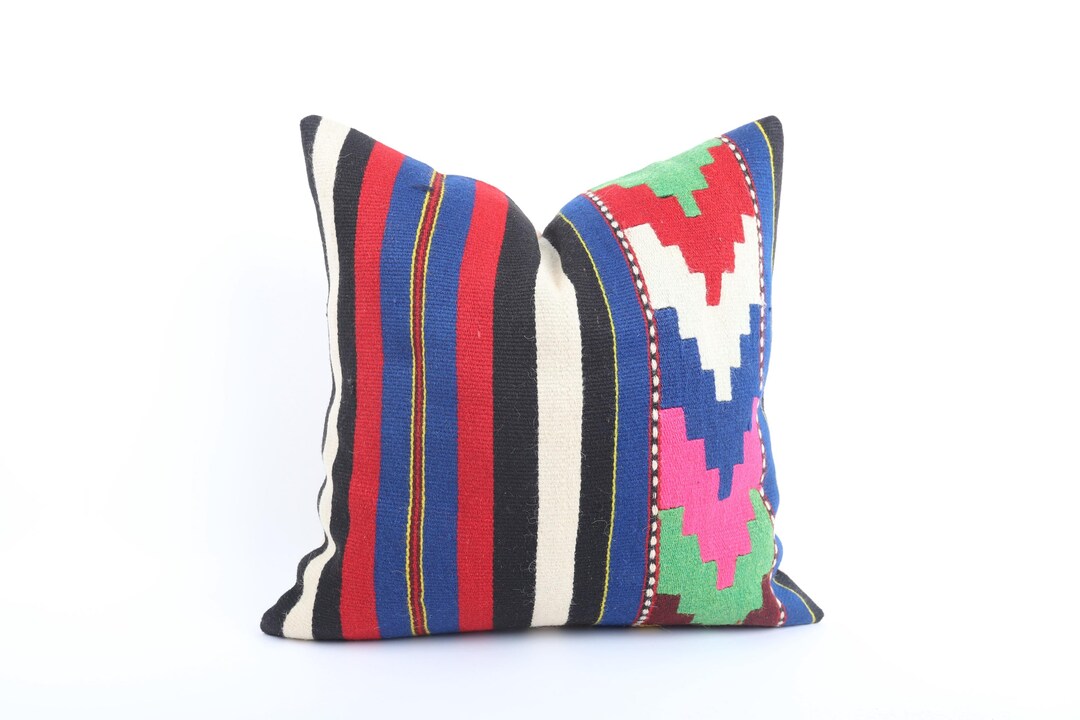 Handwoven Turkish Kilim Pillow Cover: 18x18 Tribal Cushion - Etsy