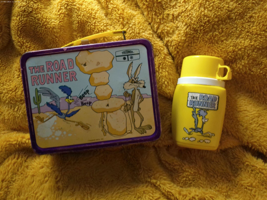 1970 Looney Tunes 'the Road Runner' Lunchbox With Rare Thermos - Etsy