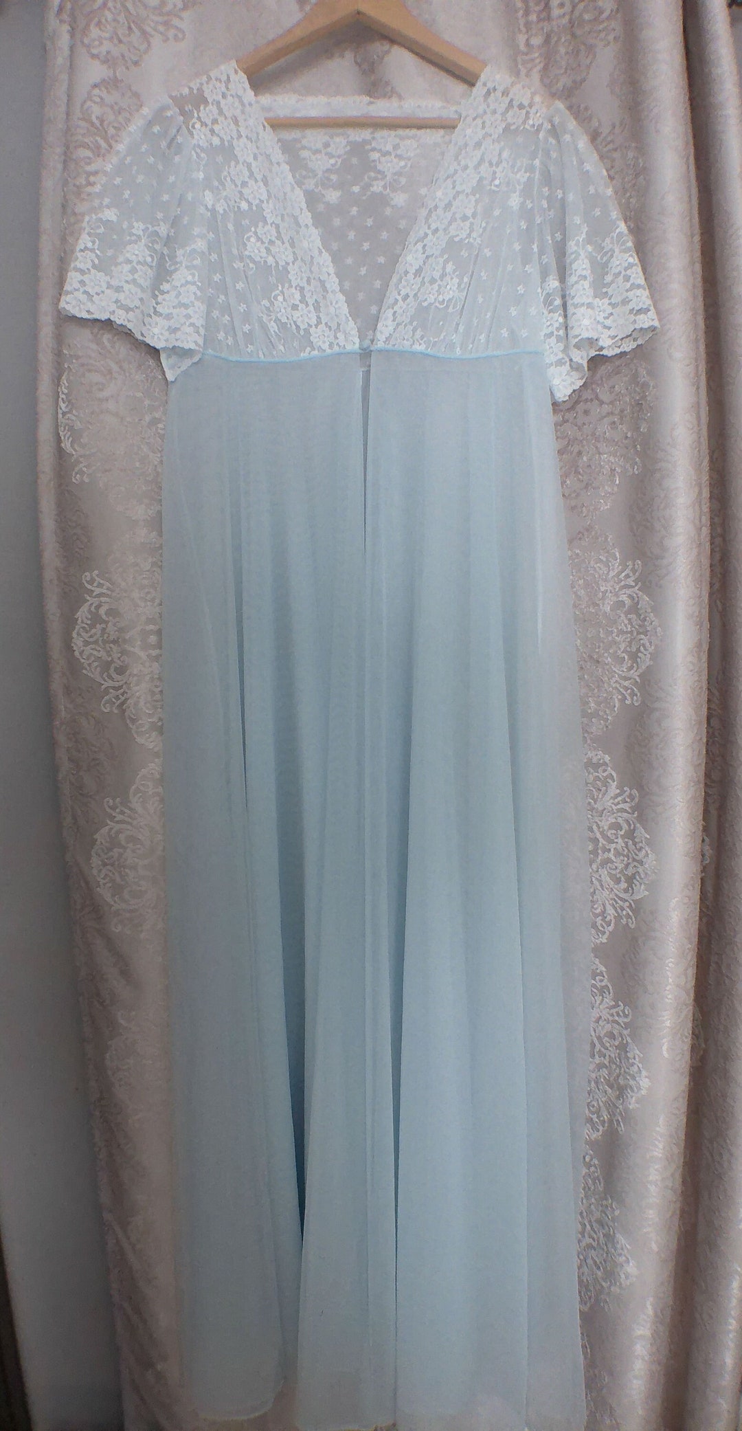 Vintage Baby Blue and Lace Dressing Gown/duster - Etsy
