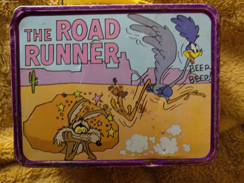 1970 Looney Tunes 'the Road Runner' Lunchbox With Rare Thermos - Etsy
