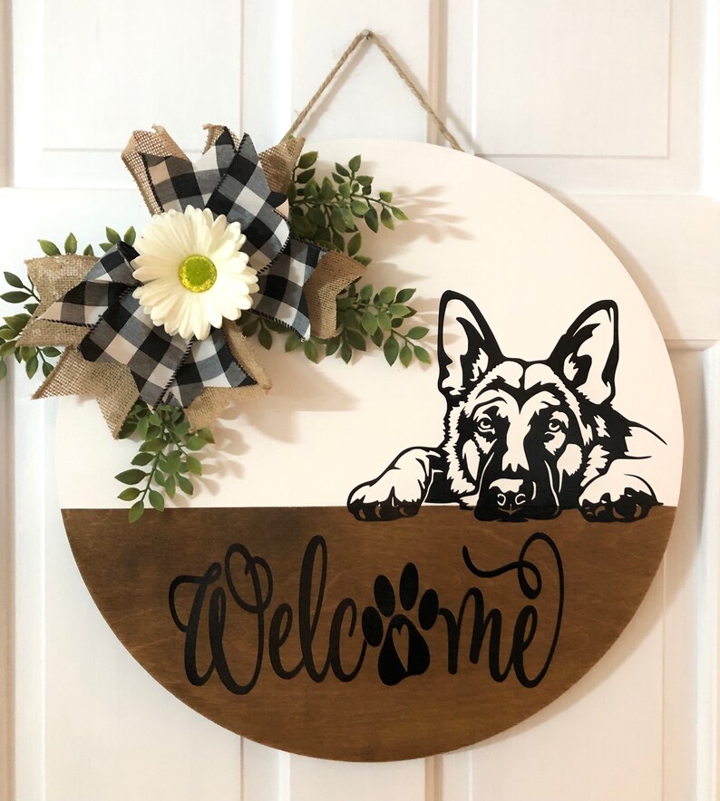 German Shepard Laying 18 Inch Door Hanger Welcome Sign Dog - Etsy