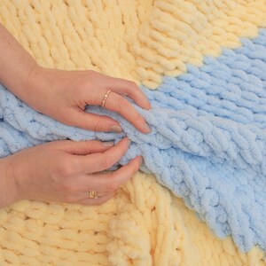 Finger Knit Blanket Pattern: Beginner Loop Yarn (PDF Download) - Etsy