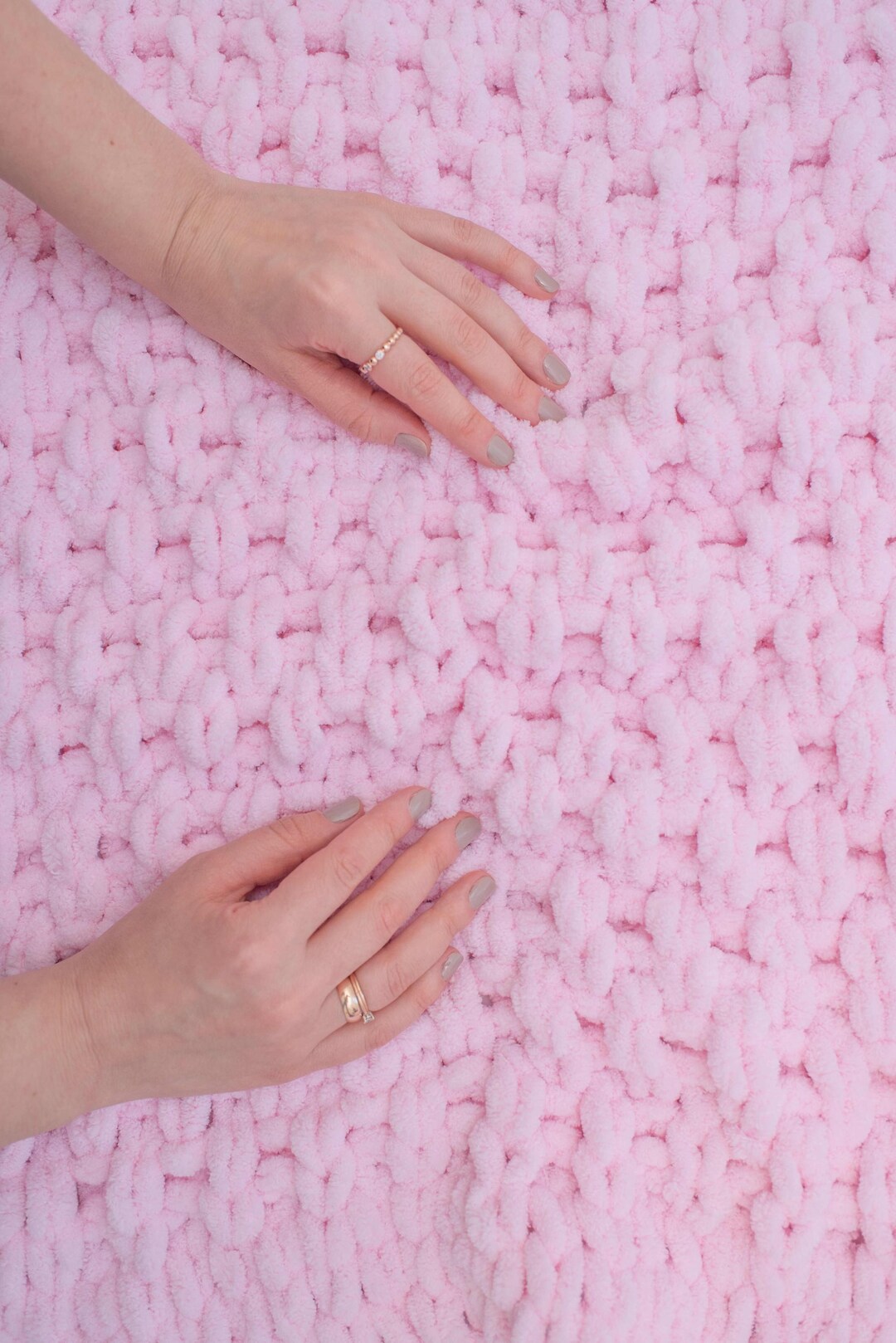 Alize Puffy Blanket Pattern, Beginner Patterns, Finger Knit Blanket ...