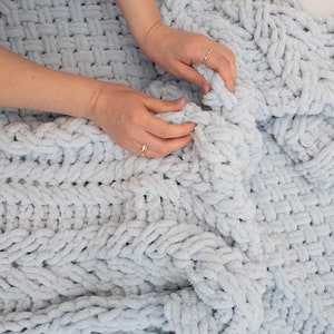 Loop Yarn Blanket Pattern, Finger Knit Blanket Pattern Pdf, Blanket ...