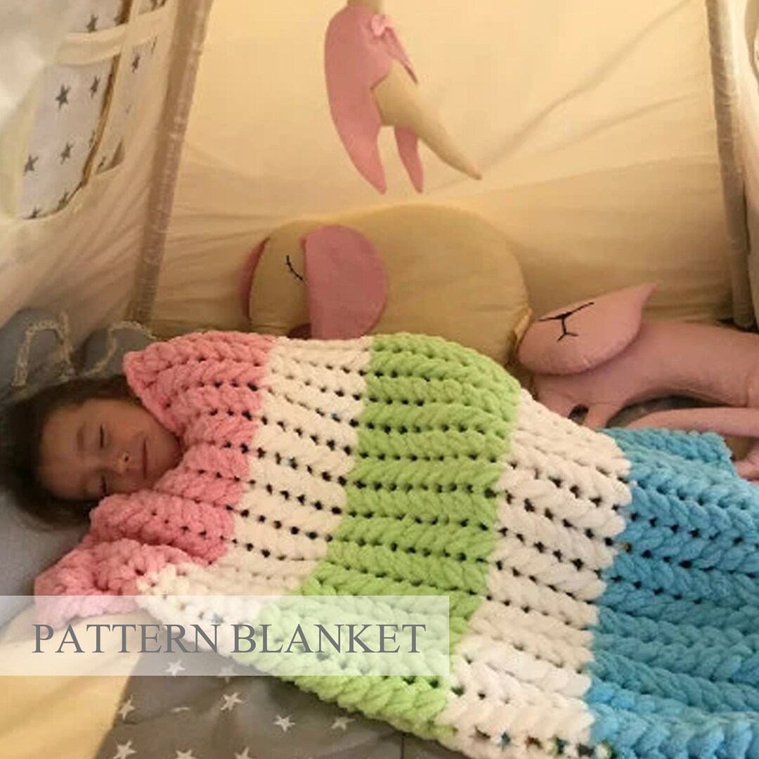 Finger Knit Pattern Pdf, Beginner Patterns, Loop Yarn Blanket Pattern ...