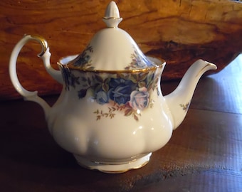 Vintage teapot | Etsy