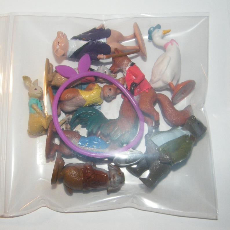 Peter Rabbit Deluxe Party Favors Goody Bag Fillers Set of 12 With 10 ...