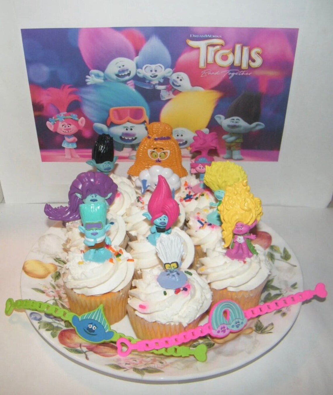 Trolls Band Together Movie Cake Toppers Cupcake Decorations Set of 12 ...