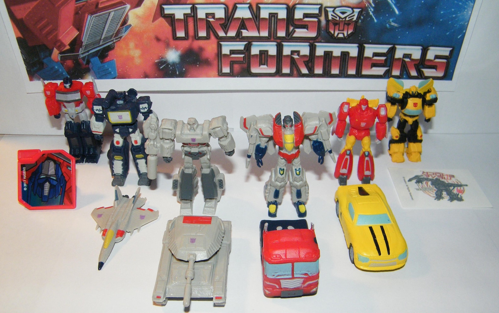 Transformers Deluxe Party Favors Set of 12 With 10 Figures and Vehicles ...