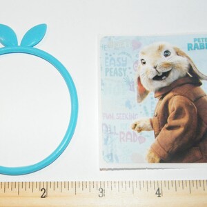 Peter Rabbit Deluxe Party Favors Goody Bag Fillers Set of 12 With 10 ...