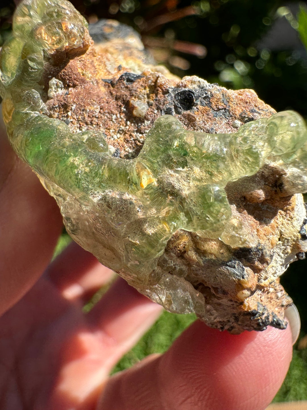 Fluorescent Botryoidal Hyalite Opal on Feldspar and Black Tourmaline ...