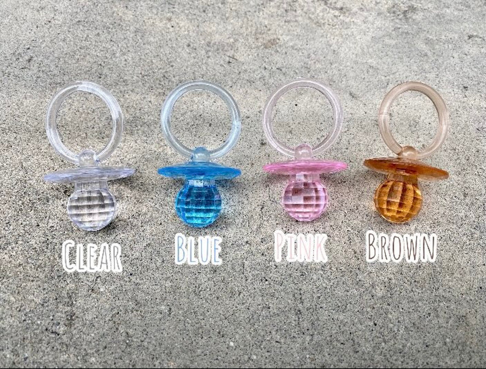 12 Teddy Bear Baby Shower Pacifier Necklace Favors | Baby Shower Games ...