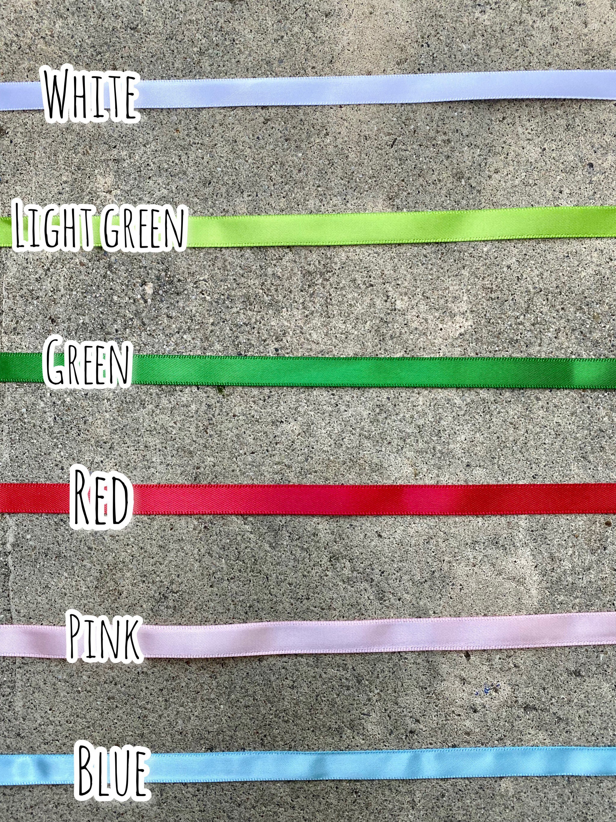 12 the Grinch Baby Shower Pacifier Necklace Favors| Baby Shower Games ...