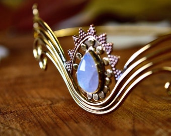 Moonstone Crown | Etsy