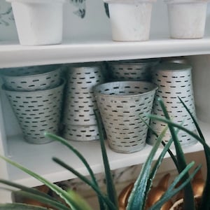 Small Dollhouse Olive Basket 1/12 Miniature Modern 1:12 Scale - Etsy