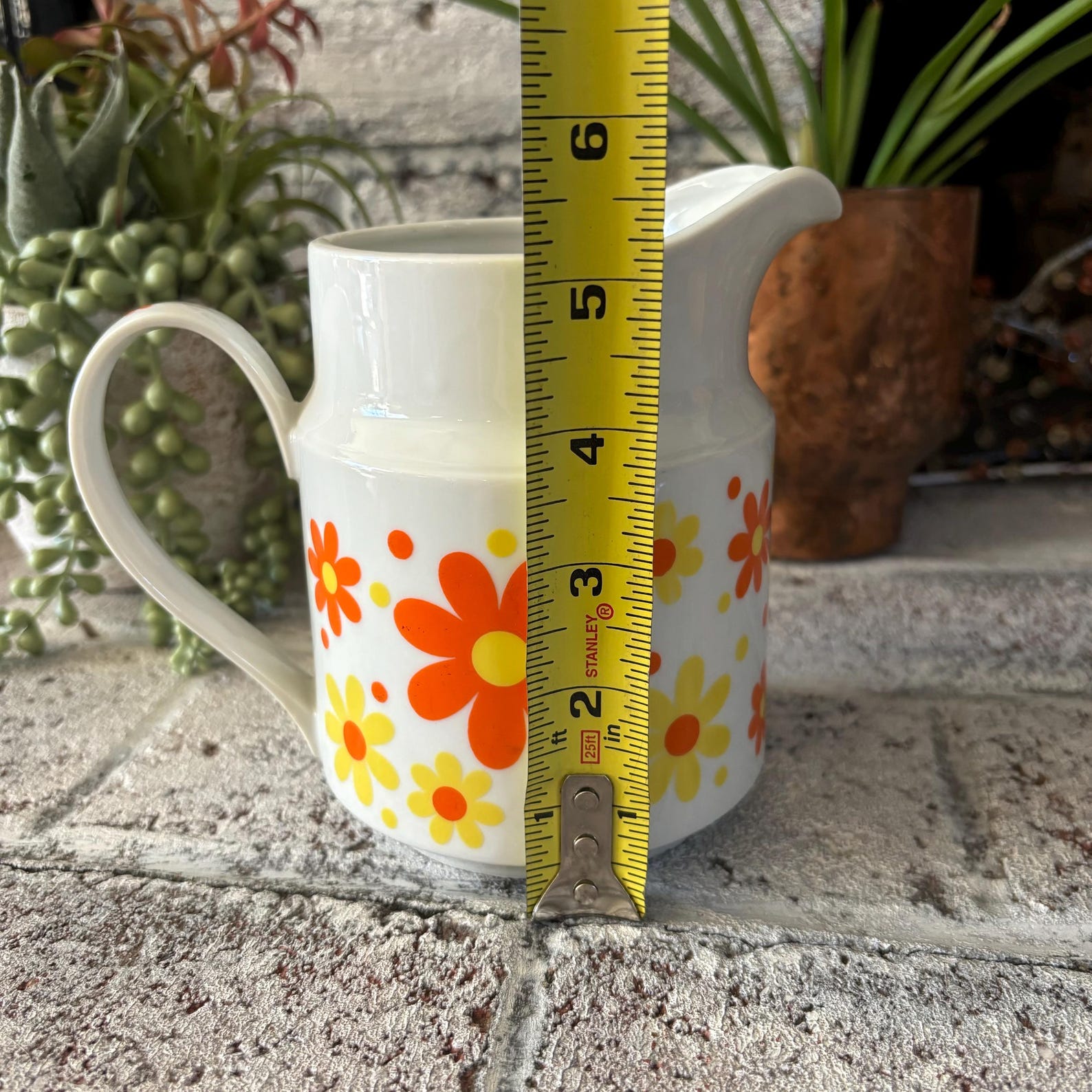 Vintage 1960s/1970s, Small Daisy Pitcher - Etsy